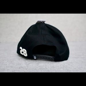 Neff | Accessories | Neff Disney Mickey Mouse Tie Dye Snapback Hat ...